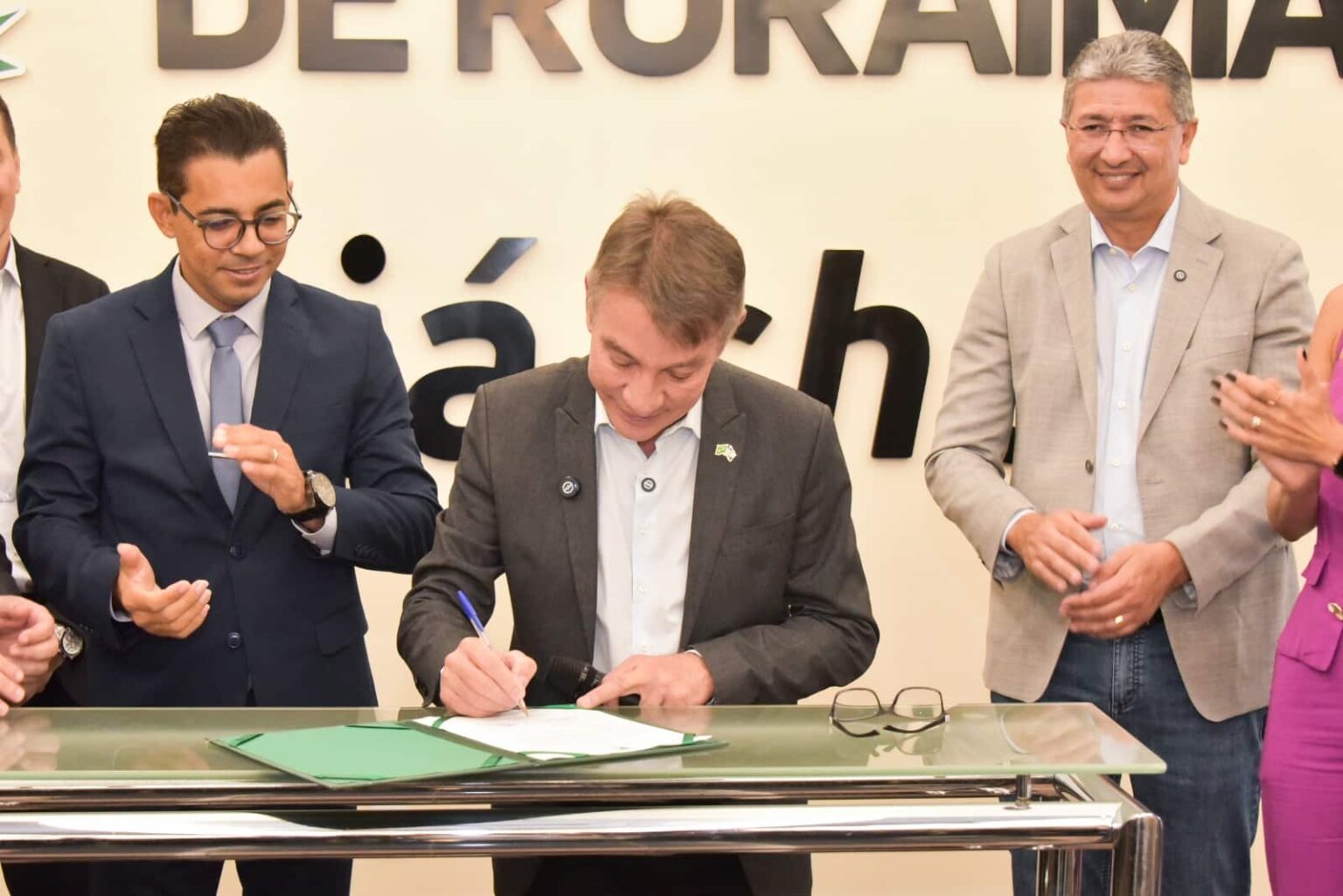 Concurso Sefaz RR: governador anuncia novo edital; veja! | Folha Dirigida