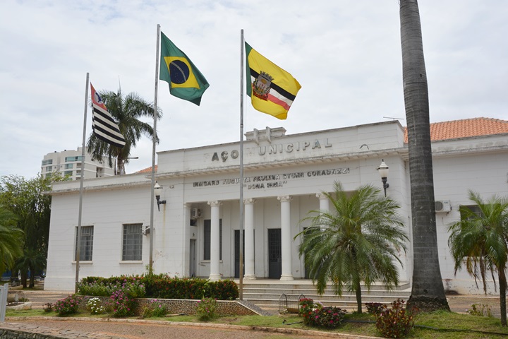 Prefeitura de Birigui SP anuncia processo seletivo com 13 vagas | Folha ...