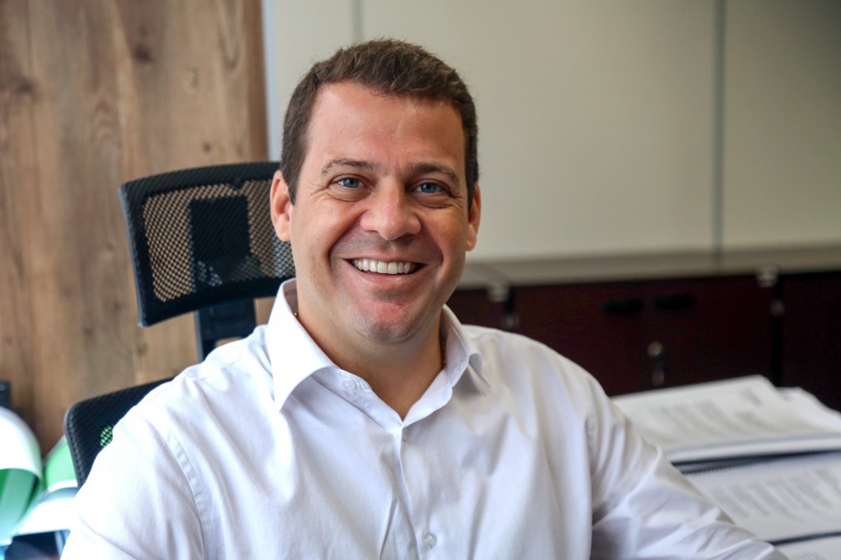 Concurso Salvador BA: secretário detalha 593 vagas abertas | Folha Dirigida